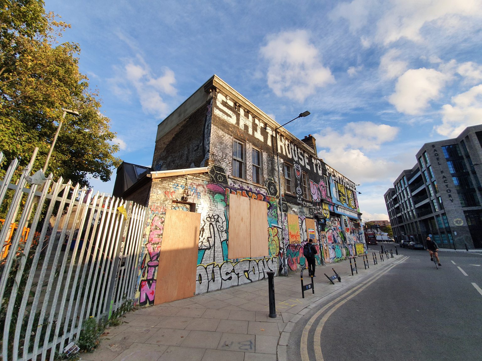 London – Tower Hamlets (Borough of) – Hackney Wick – Lord Napier Pub ...